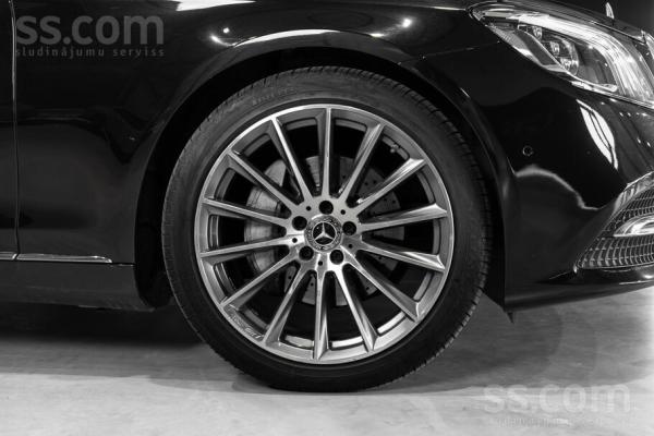 Black Mercedes-Benz S 350 2018 in Riga, with an engine capacity of 3.00 L and mileage of 270 thousand km for 33000 €, photo 7 on AUTOMOTO.COM.LV
