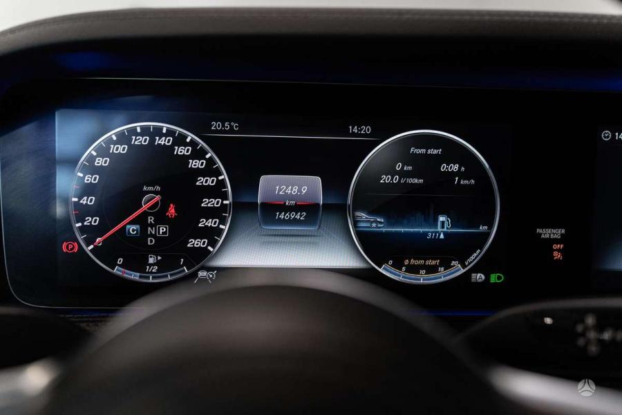 Melns Mercedes-Benz S 350 2018 Viļņa, ar dzinēja tilpumu 2.93 L un nobraukumu 147 tūkst. km par 34900 €, foto 43 vietnē AUTOMOTO.COM.LV