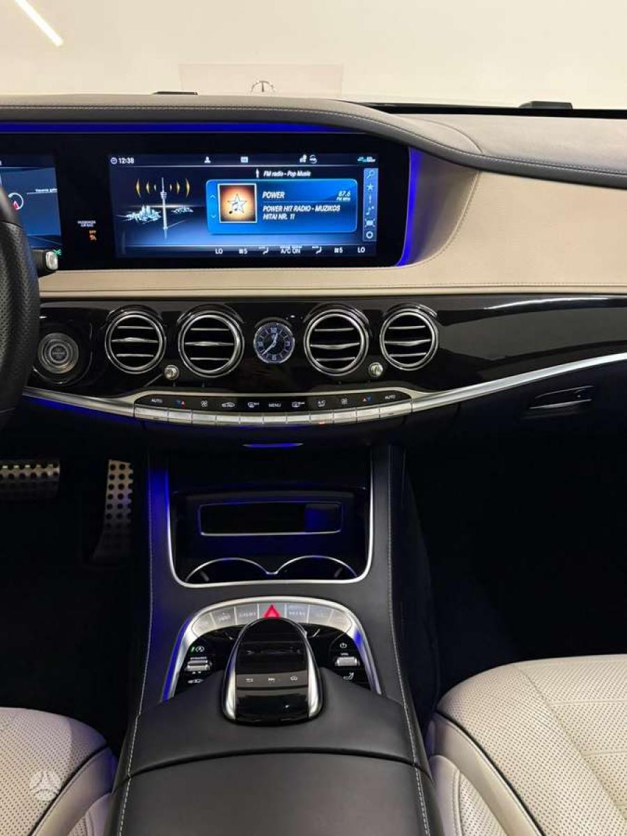Melns Mercedes-Benz S 350 2018 Marijampole, ar dzinēja tilpumu 2.93 L un nobraukumu 238 tūkst. km par 34750 €, foto 23 vietnē AUTOMOTO.COM.LV