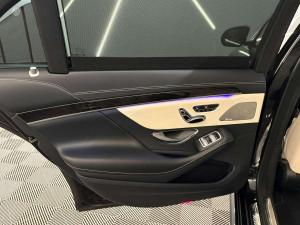 Melns Mercedes-Benz S 350 2018 Marijampole, ar dzinēja tilpumu 2.93 L un nobraukumu 238 tūkst. km par 34750 €, foto 27 vietnē AUTOMOTO.COM.LV