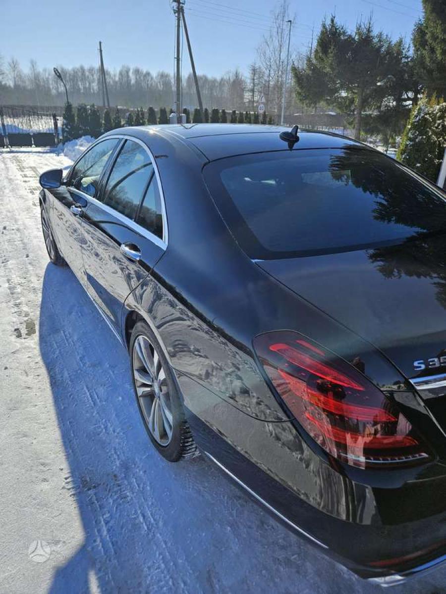 Black Mercedes-Benz S 350 2019 in Klaipeda, with an engine capacity of 2.93 L and mileage of 140 thousand km for 40000 €, photo 5 on AUTOMOTO.COM.LV