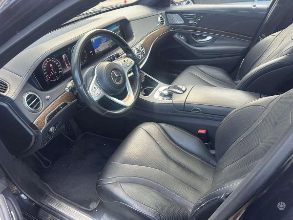 Melns Mercedes-Benz S 350 2019 Šauļi, ar dzinēja tilpumu 2.93 L un nobraukumu 170 tūkst. km par 32500 €, foto 8 vietnē AUTOMOTO.COM.LV