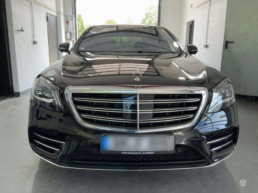 Черный Мерседес С 350 2019 в Вильнюс, объемом двигателя 2.93 л и пробегом 152 тыс. км за 41190 €, фото 3 на AUTOMOTO.COM.LV