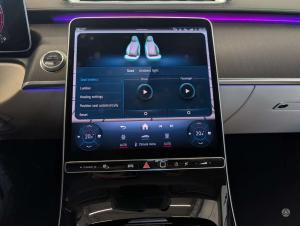 Черный Мерседес С 350 2021 в Каунас, объемом двигателя 2.93 л и пробегом 184 тыс. км за 49800 €, фото 32 на AUTOMOTO.COM.LV