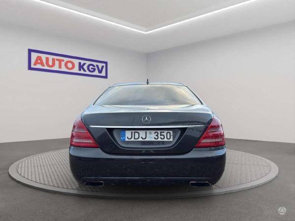 Zils Mercedes-Benz S 350 2011 Kauņa, ar dzinēja tilpumu 3.00 L un nobraukumu 290 tūkst. km par 11999 €, foto 4 vietnē AUTOMOTO.COM.LV