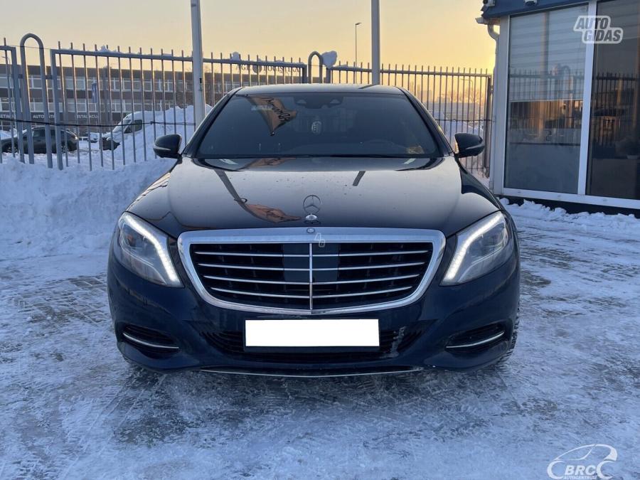 Blue Mercedes-Benz S 350 2014 in Avizieniai, with an engine capacity of 3.00 L and mileage of 237 thousand km for 19990 €, photo 32 on AUTOMOTO.COM.LV