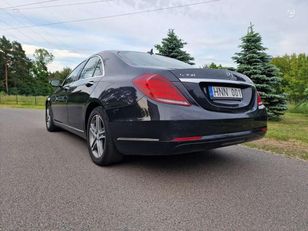 Zils Mercedes-Benz S 350 2014 Viļņa, ar dzinēja tilpumu 2.99 L un nobraukumu 345 tūkst. km par 16000 €, foto 9 vietnē AUTOMOTO.COM.LV
