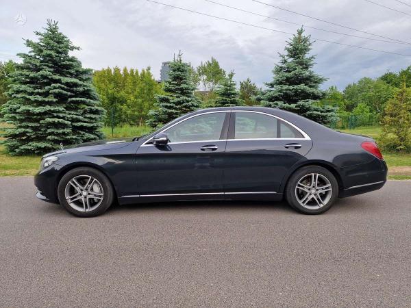 Zils Mercedes-Benz S 350 2014 Viļņa, ar dzinēja tilpumu 2.99 L un nobraukumu 345 tūkst. km par 16000 €, foto 10 vietnē AUTOMOTO.COM.LV