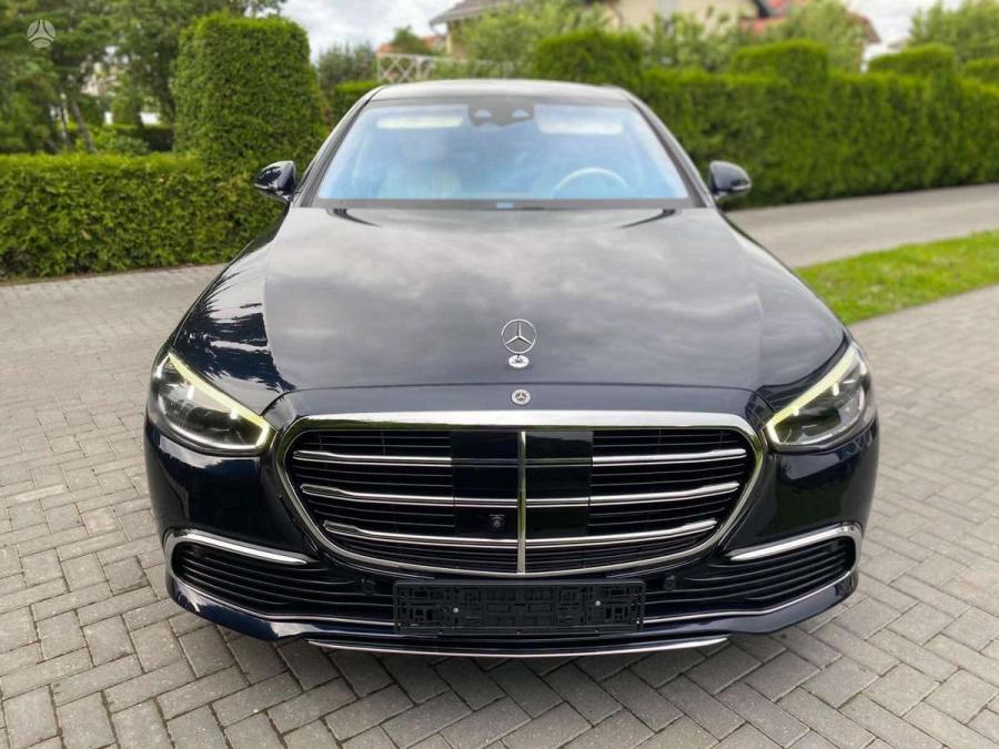 Синий Мерседес С 350 2023 в Вильнюс, объемом двигателя 3.00 л и пробегом 141 тыс. км за 65000 €, фото 22 на AUTOMOTO.COM.LV