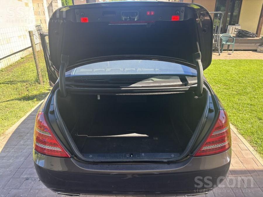 Brūns Mercedes-Benz S 350 2010 Rīga, ar dzinēja tilpumu 3.00 L un nobraukumu 320 tūkst. km par 10500 €, foto 8 vietnē AUTOMOTO.COM.LV