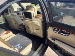 Brūns Mercedes-Benz S 350 2010 Rīga, ar dzinēja tilpumu 3.00 L un nobraukumu 320 tūkst. km par 10500 €, foto 17 vietnē AUTOMOTO.COM.LV