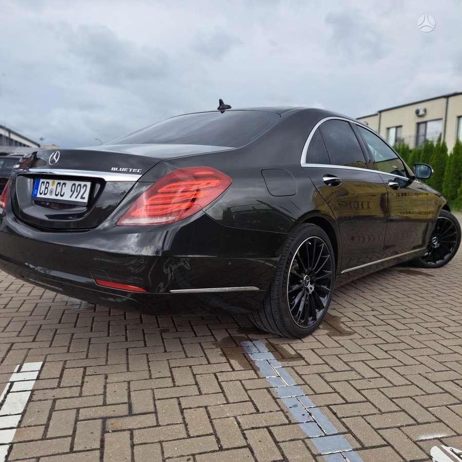 Brown Mercedes-Benz S 350 2015 in Kaunas, with an engine capacity of 2.99 L and mileage of 274 thousand km for 16500 €, photo 16 on AUTOMOTO.COM.LV