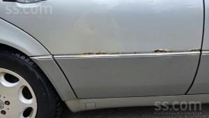 Серый Мерседес С 350 1993 в Рига, объемом двигателя 3.50 л и пробегом 380 тыс. км за 3500 €, фото 8 на AUTOMOTO.COM.LV