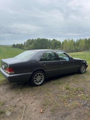Grey Mercedes-Benz S 350 1995 in Alytus, with an engine capacity of 3.45 L and mileage of 426 thousand km for 3800 €, photo 4 on AUTOMOTO.COM.LV