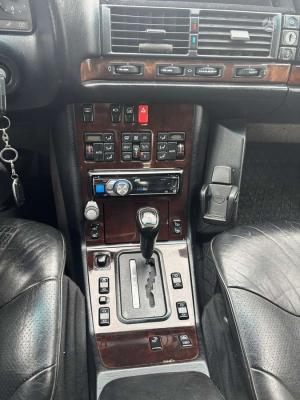 Grey Mercedes-Benz S 350 1995 in Alytus, with an engine capacity of 3.45 L and mileage of 426 thousand km for 3800 €, photo 22 on AUTOMOTO.COM.LV