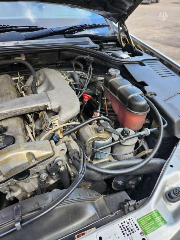 Pelēks Mercedes-Benz S 350 1995 Viļņa, ar dzinēja tilpumu 3.00 L un nobraukumu 118 tūkst. km par 11990 €, foto 5 vietnē AUTOMOTO.COM.LV