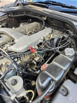 Pelēks Mercedes-Benz S 350 1995 Viļņa, ar dzinēja tilpumu 3.00 L un nobraukumu 118 tūkst. km par 11990 €, foto 7 vietnē AUTOMOTO.COM.LV
