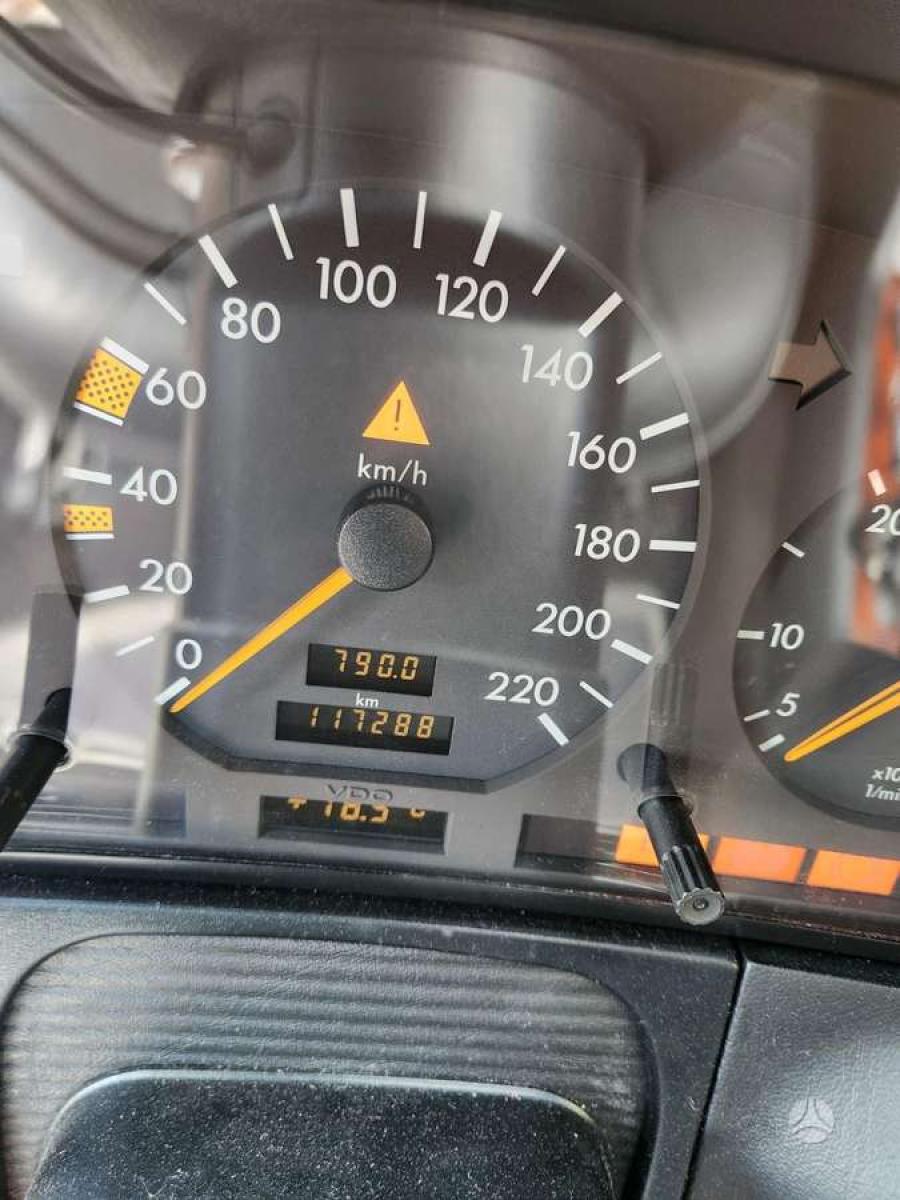 Pelēks Mercedes-Benz S 350 1995 Viļņa, ar dzinēja tilpumu 3.00 L un nobraukumu 118 tūkst. km par 11990 €, foto 12 vietnē AUTOMOTO.COM.LV
