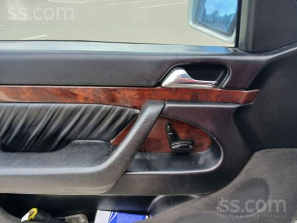 Мерседес С 350 1996 в Резекне на AUTOMOTO.COM.LV Серый Мерседес С 350 1996 в Резекне, объемом двигателя 3.50 л и пробегом 343 тыс. км за 5999 €, фото 9 на AUTOMOTO.COM.LV