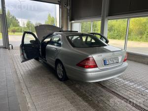 Pelēks Mercedes-Benz S 350 2002 Jelgava, ar dzinēja tilpumu 3.70 L un nobraukumu 200 tūkst. km par 6500 €, foto 34 vietnē AUTOMOTO.COM.LV