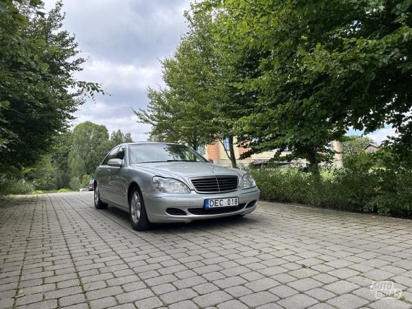 Pelēks Mercedes-Benz S 350 2005 Viļņa, ar dzinēja tilpumu 3.70 L un nobraukumu 385 tūkst. km par 3300 €, foto 2 vietnē AUTOMOTO.COM.LV