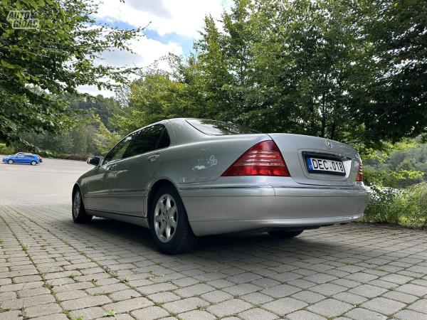 Pelēks Mercedes-Benz S 350 2005 Viļņa, ar dzinēja tilpumu 3.70 L un nobraukumu 385 tūkst. km par 3300 €, foto 5 vietnē AUTOMOTO.COM.LV