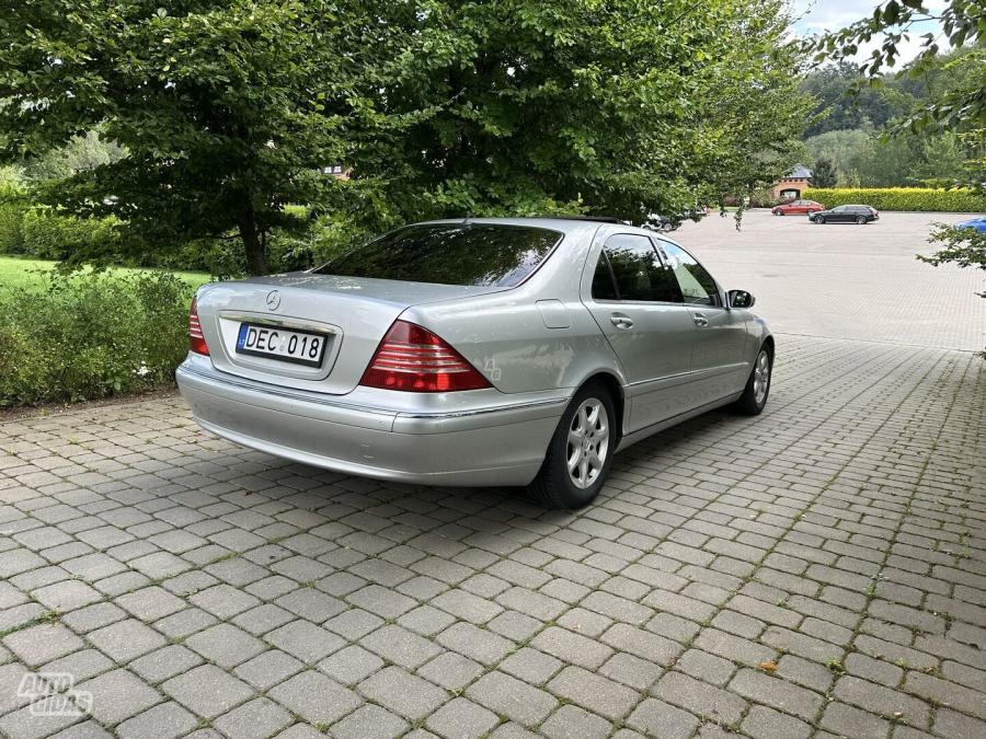 Серый Мерседес С 350 2005 в Вильнюс, объемом двигателя 3.70 л и пробегом 385 тыс. км за 3300 €, фото 7 на AUTOMOTO.COM.LV