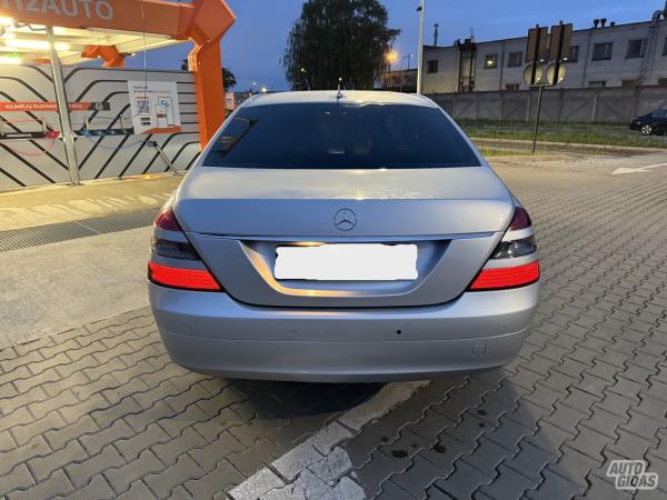 Pelēks Mercedes-Benz S 350 2006 Klaipėda, ar dzinēja tilpumu 3.50 L un nobraukumu 345 tūkst. km par 4000 €, foto 1 vietnē AUTOMOTO.COM.LV