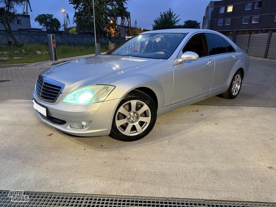 Grey Mercedes-Benz S 350 2006 in Klaipeda, with an engine capacity of 3.50 L and mileage of 345 thousand km for 4000 €, photo 4 on AUTOMOTO.COM.LV