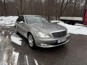 Pelēks Mercedes-Benz S 350 2006 Viļņa, ar dzinēja tilpumu 0.00 L un nobraukumu 325 tūkst. km par 4650 €, foto 2 vietnē AUTOMOTO.COM.LV