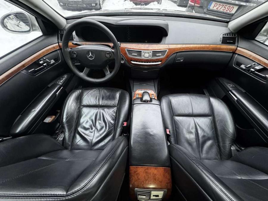 Pelēks Mercedes-Benz S 350 2006 Viļņa, ar dzinēja tilpumu 0.00 L un nobraukumu 325 tūkst. km par 4650 €, foto 9 vietnē AUTOMOTO.COM.LV