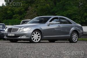 Grey Mercedes-Benz S 350 2006 in Riga, with an engine capacity of 3.50 L and mileage of 238 thousand km for 7990 €, photo  on AUTOMOTO.COM.LV