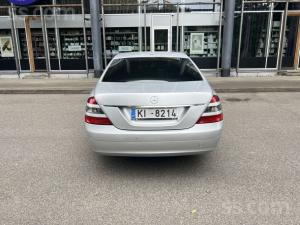Pelēks Mercedes-Benz S 350 2006 Rīga, ar dzinēja tilpumu 3.50 L un nobraukumu 173 tūkst. km par 4950 €, foto 8 vietnē AUTOMOTO.COM.LV