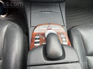 Pelēks Mercedes-Benz S 350 2006 Rīga, ar dzinēja tilpumu 3.50 L un nobraukumu 173 tūkst. km par 4950 €, foto 31 vietnē AUTOMOTO.COM.LV