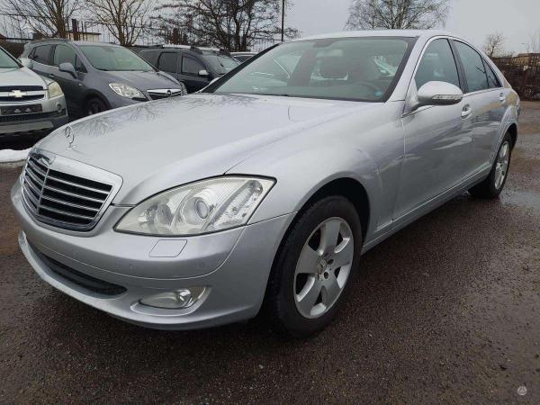 Grey Mercedes-Benz S 350 2007 in Panevezys, with an engine capacity of 3.50 L and mileage of 146 thousand km for 6500 €, photo 6 on AUTOMOTO.COM.LV