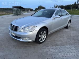 Grey Mercedes-Benz S 350 2007 in Valmiera, with an engine capacity of 3.50 L and mileage of 409 thousand km for 5600 €, photo 4 on AUTOMOTO.COM.LV