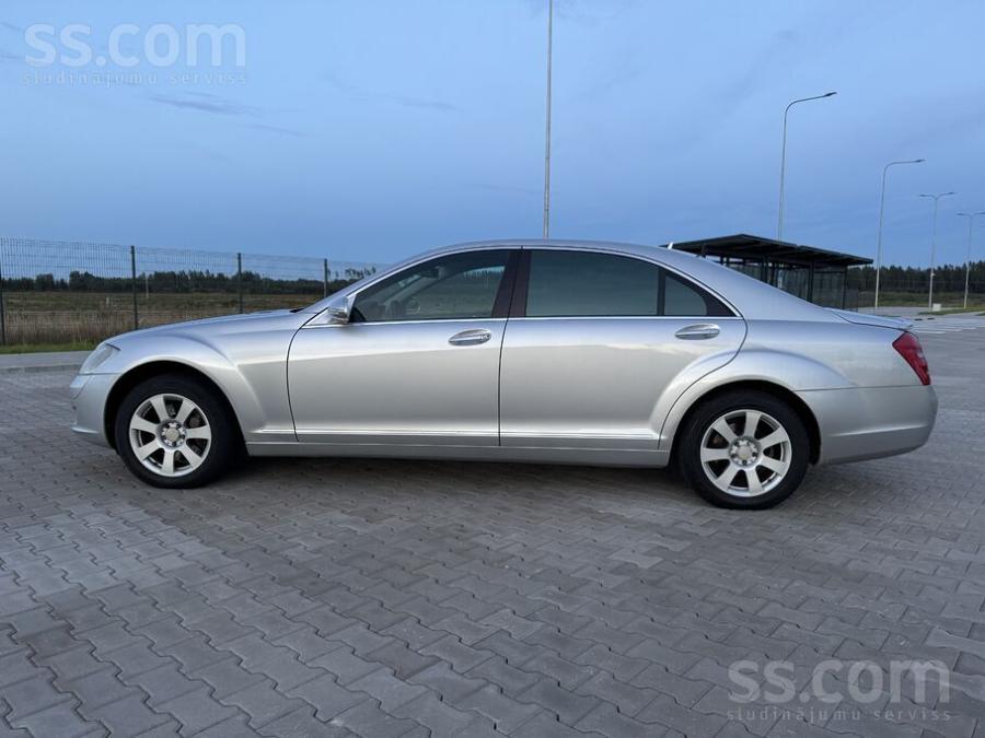 Grey Mercedes-Benz S 350 2007 in Valmiera, with an engine capacity of 3.50 L and mileage of 409 thousand km for 5600 €, photo 6 on AUTOMOTO.COM.LV