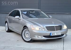 Pelēks Mercedes-Benz S 350 2007 Rīga, ar dzinēja tilpumu 3.50 L un nobraukumu 202 tūkst. km par 8600 €, foto  vietnē AUTOMOTO.COM.LV