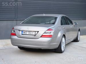 Pelēks Mercedes-Benz S 350 2007 Rīga, ar dzinēja tilpumu 3.50 L un nobraukumu 202 tūkst. km par 8600 €, foto 15 vietnē AUTOMOTO.COM.LV