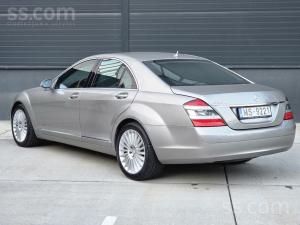 Pelēks Mercedes-Benz S 350 2007 Rīga, ar dzinēja tilpumu 3.50 L un nobraukumu 202 tūkst. km par 8600 €, foto 18 vietnē AUTOMOTO.COM.LV