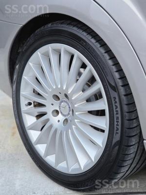 Pelēks Mercedes-Benz S 350 2007 Rīga, ar dzinēja tilpumu 3.50 L un nobraukumu 202 tūkst. km par 8600 €, foto 19 vietnē AUTOMOTO.COM.LV