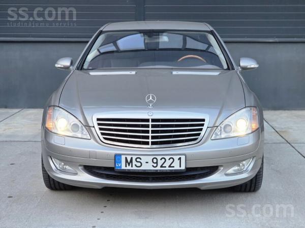 Mercedes-Benz S 350 2007 Rīga vietnē Pelēks Mercedes-Benz S 350 2007 Rīga, ar dzinēja tilpumu 3.50 L un nobraukumu 202 tūkst. km par 8600 €, foto 5 vietnē AUTOMOTO.COM.LV