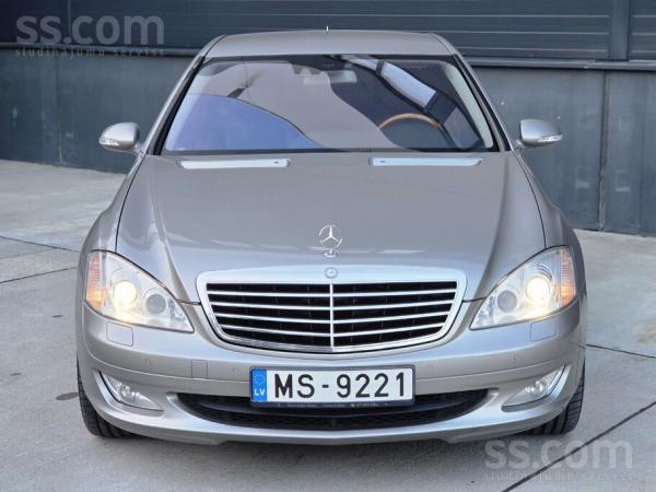 Mercedes-Benz S 350 2007 Rīga vietnē Pelēks Mercedes-Benz S 350 2007 Rīga, ar dzinēja tilpumu 3.50 L un nobraukumu 202 tūkst. km par 8600 €, foto 9 vietnē AUTOMOTO.COM.LV