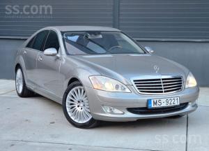 Grey Mercedes-Benz S 350 2007 in Riga, with an engine capacity of 3.50 L and mileage of 201 thousand km for 8600 €, photo  on AUTOMOTO.COM.LV
