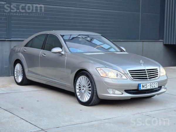 Grey Mercedes-Benz S 350 2007 in Riga, with an engine capacity of 3.50 L and mileage of 201 thousand km for 8600 €, photo 4 on AUTOMOTO.COM.LV