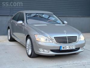 Grey Mercedes-Benz S 350 2007 in Riga, with an engine capacity of 3.50 L and mileage of 201 thousand km for 8600 €, photo 5 on AUTOMOTO.COM.LV