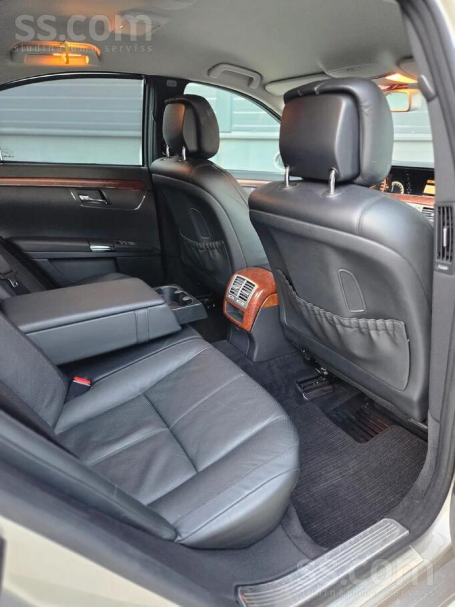 Grey Mercedes-Benz S 350 2007 in Riga, with an engine capacity of 3.50 L and mileage of 201 thousand km for 8600 €, photo 23 on AUTOMOTO.COM.LV