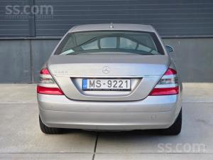 Grey Mercedes-Benz S 350 2007 in Riga, with an engine capacity of 3.50 L and mileage of 201 thousand km for 8600 €, photo 34 on AUTOMOTO.COM.LV