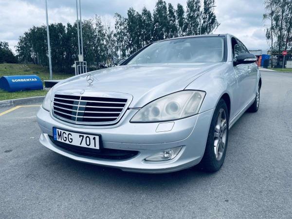 Grey Mercedes-Benz S 350 2008 in Vilnius, with an engine capacity of 3.50 L and mileage of 440 thousand km for 3350 €, photo 3 on AUTOMOTO.COM.LV