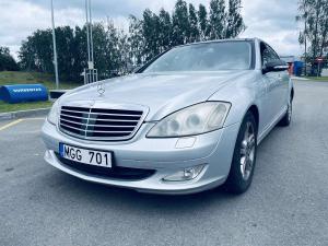 Pelēks Mercedes-Benz S 350 2008 Viļņa, ar dzinēja tilpumu 3.50 L un nobraukumu 440 tūkst. km par 3350 €, foto 4 vietnē AUTOMOTO.COM.LV